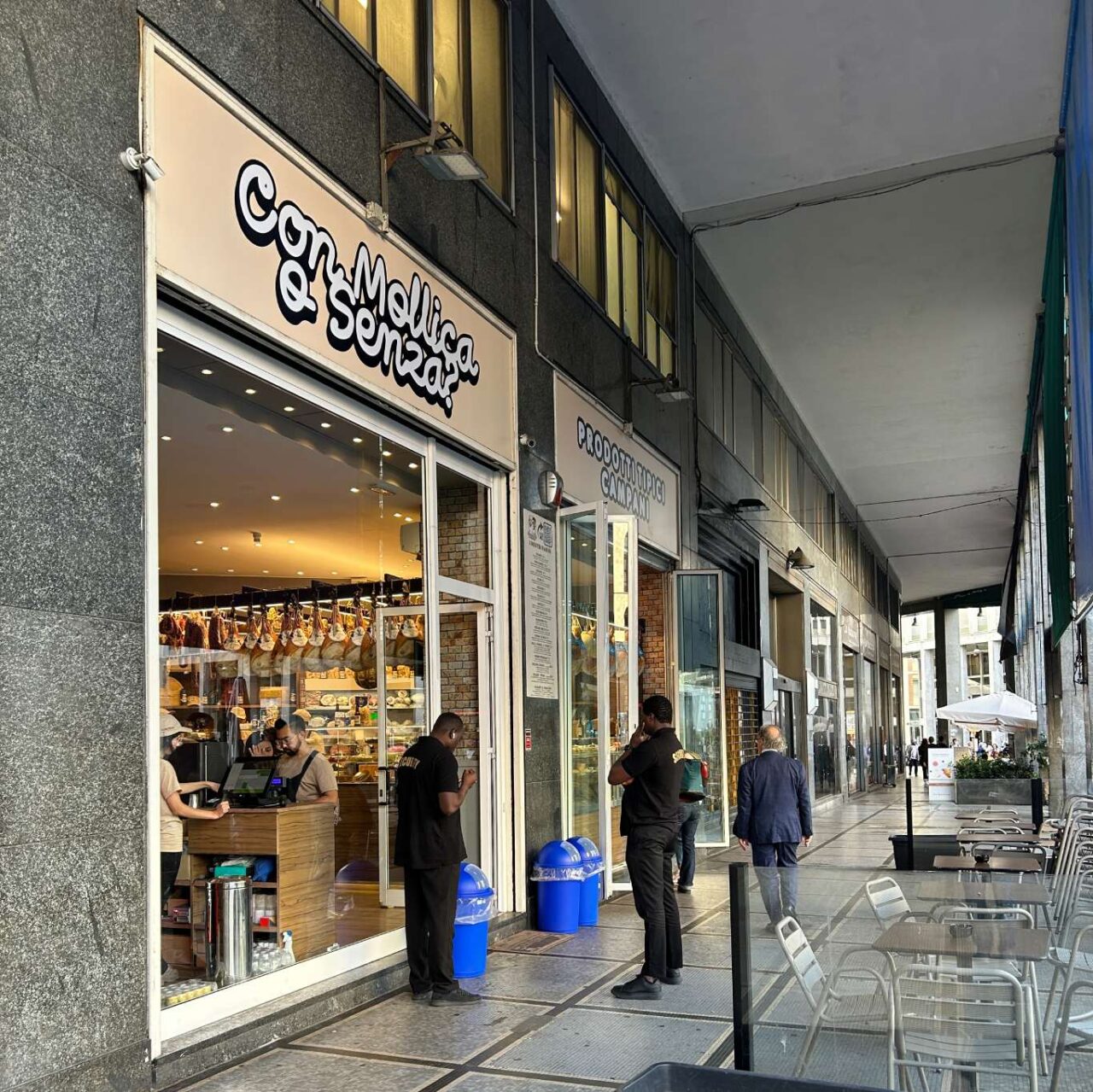 Con Mollica O Senza Milano Orari Indirizzo E Recensioni Milano Life