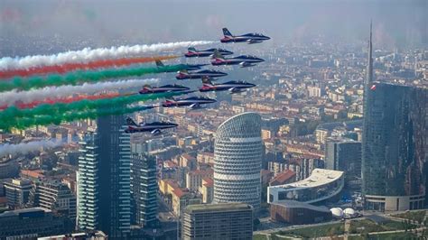 Frecce Tricolori a Milano 2025: tutte le informazioni - Milano Life